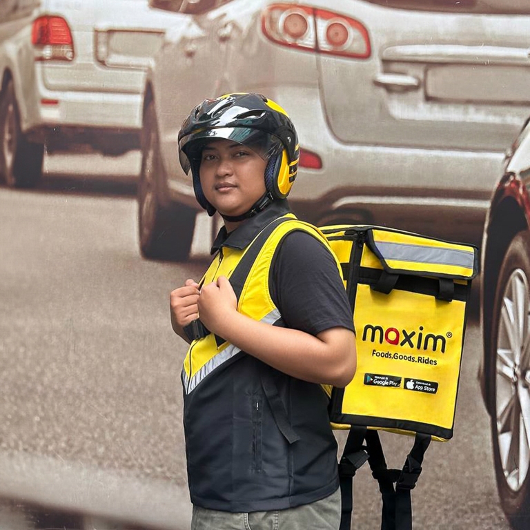 Jual MAXIM - Helm dan Rompi (Maxim - Transportasi Online) | Shopee ...