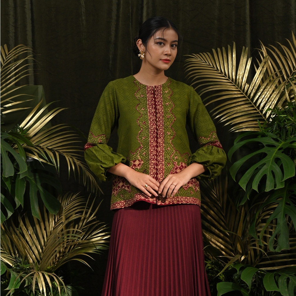 Jual NONA RARA - Naomi Sembagi Rayya T2817, Baju kerja blouse batik ...