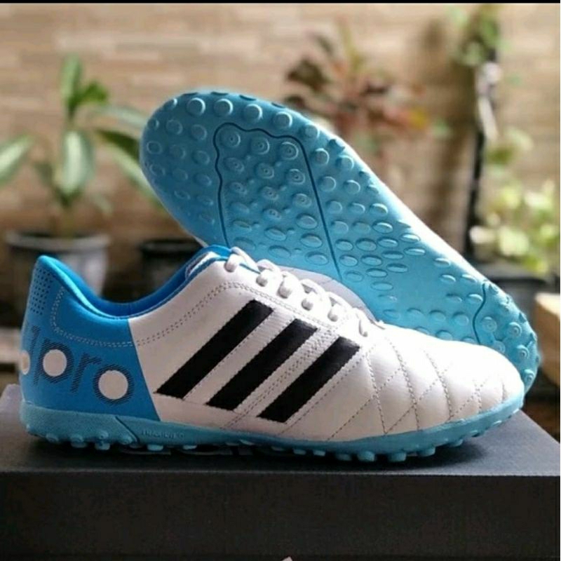 Jual Sepatu futsal mini soccer adidas 11 pro sol gerigi (tony kroos ...