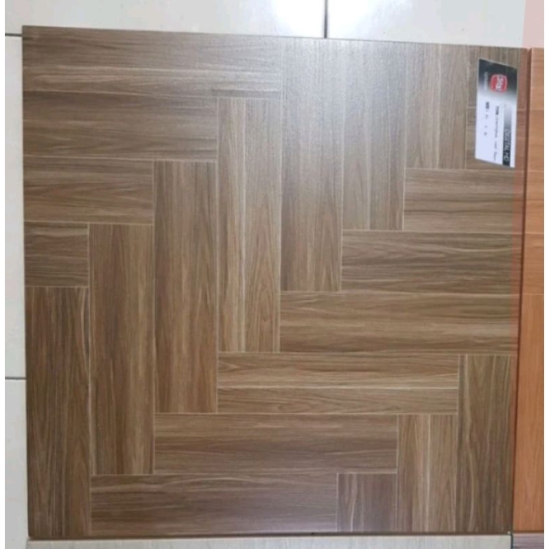 Jual keramik ubin lantai ukuran 60x60 teras motif kayu matt hering ...