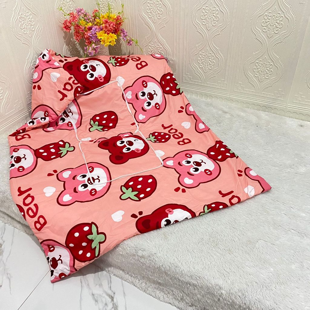 Jual Bantal Selimut/Balmut (2 in 1) bisa jadi selimut dilipat jadi ...