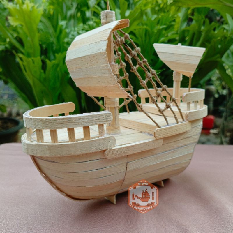 Jual Miniatur kapal bajak laut dari stik es krim | Prakarya stik es ...