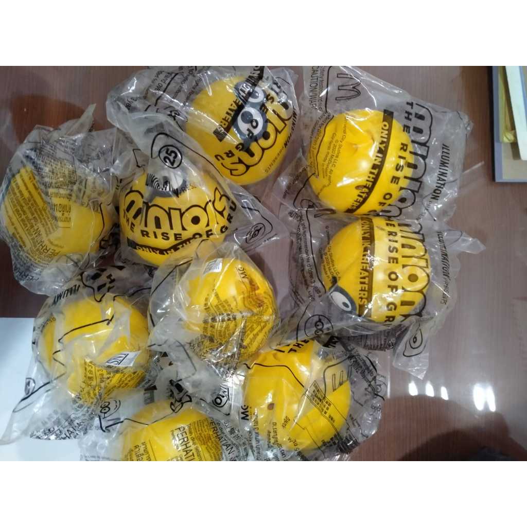 Jual Happy Meal Minion Ball McD Ball Minion Gold McDonalds per 1 pc ...