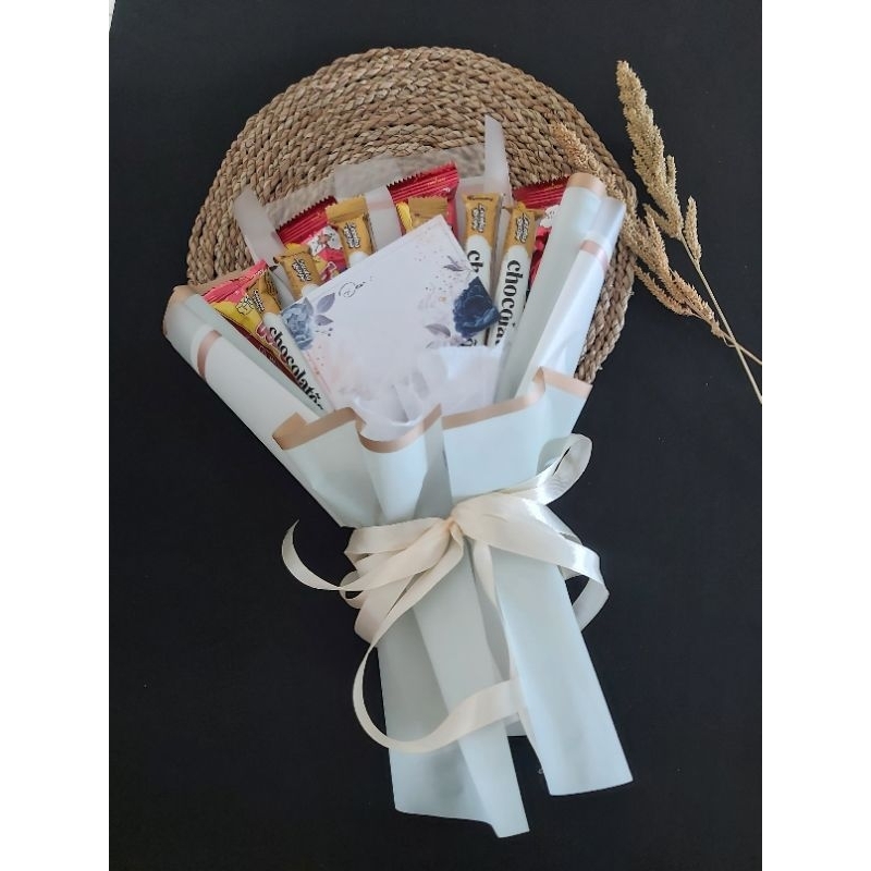 Jual Buket Snack Untuk hadiah Ultah/Skripsi/Sempro | Shopee Indonesia