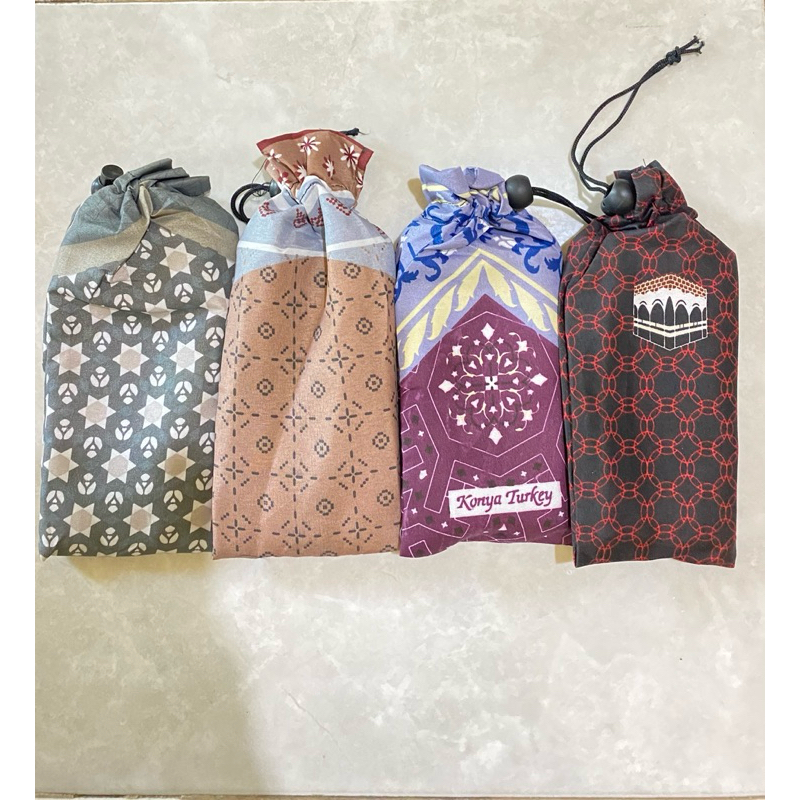 Jual SAJADAH TRAVELING POUCH ( MOTIF RANDOM )/ SOUVENIR UMROH HAJI ...
