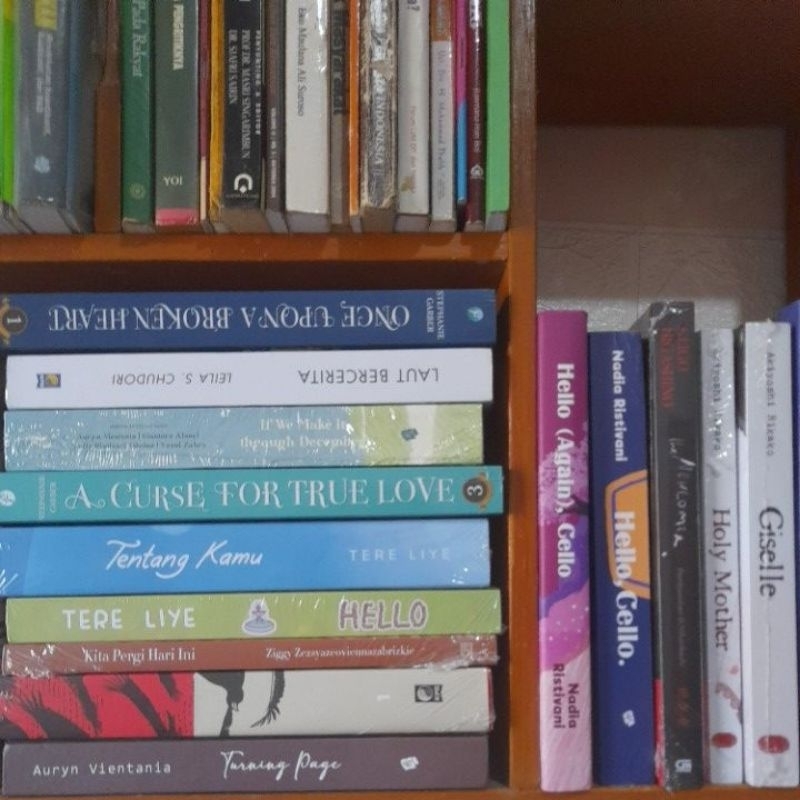 Jual buku preloved | Shopee Indonesia