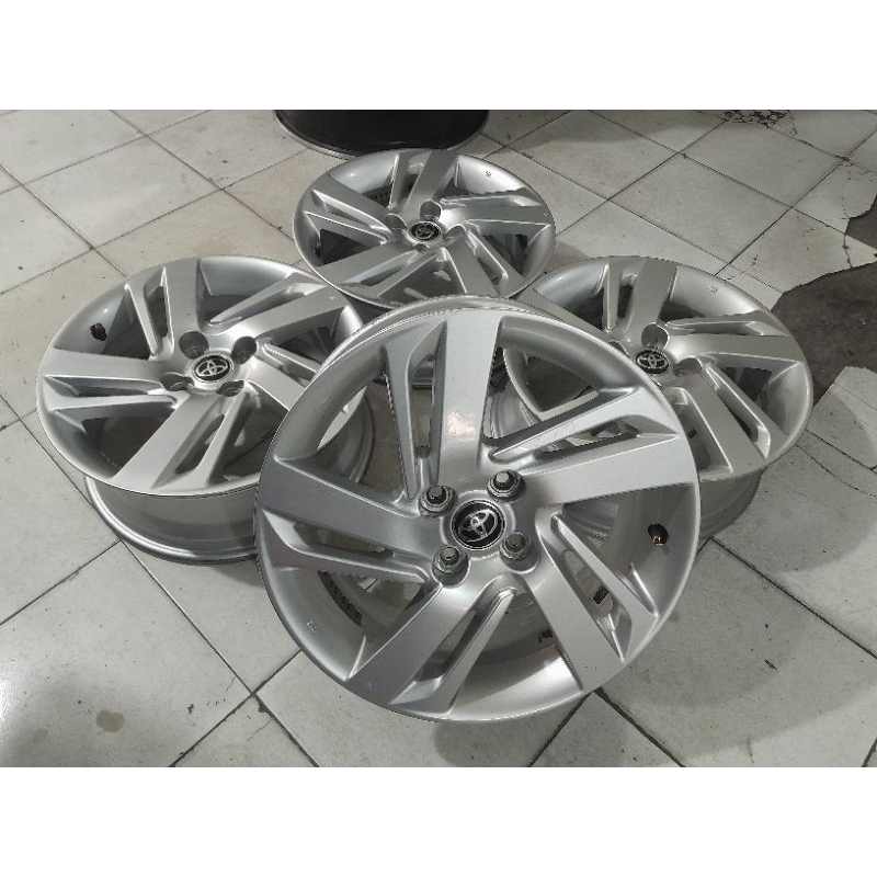 Jual Velg pelek mobil Second murah oem Toyota Raize Ring 16 bisa untuk yaris swift agya ayla ...