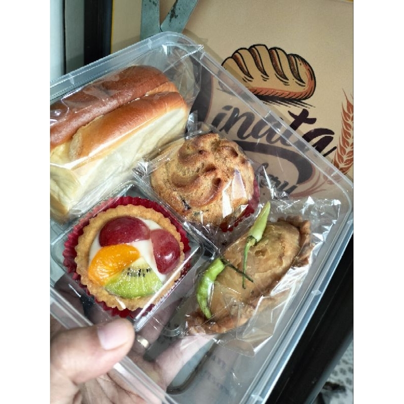 Jual Paket Snack box isi 4kue Thinwall 2000ML | Shopee Indonesia