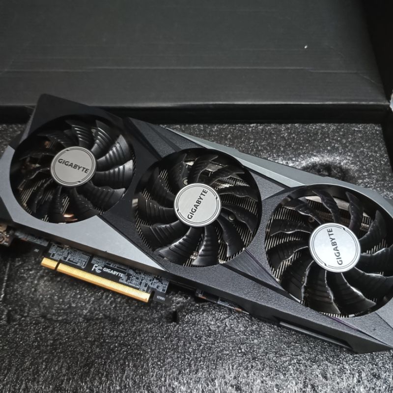Jual GIGABYTE RTX 3070 8GB GDDR6 // TRIPLE FAN // VGA GAMING // GPU ...
