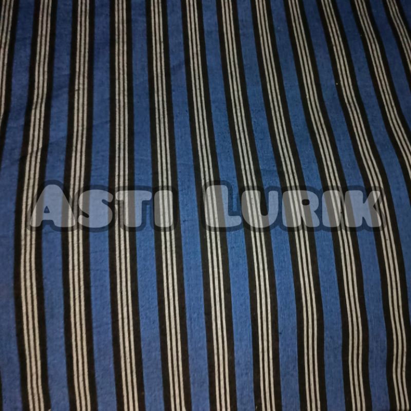 Jual Kain Lurik ATM ( 200 x 105 110 ) . Kain Tenun Lurik ATM ASLI ...