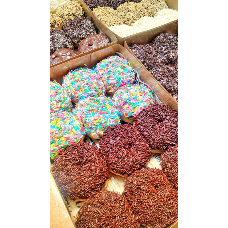 Jual Donat aneka rasa bomboloni mesis coklat keju matcha lembut enak ...