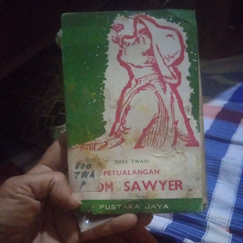 Jual buku Petualangan Tom Sawyer buku jadul ada minusnya | Shopee Indonesia Jual buku Petualangan Tom Sawyer buku jadul ada minusnya | Shopee Indonesia