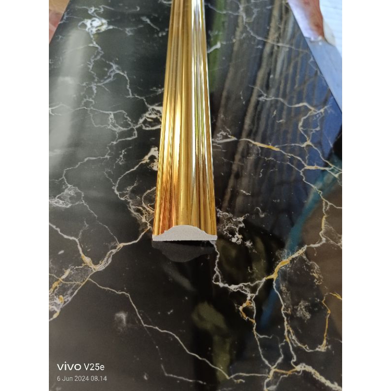 Jual Wall Moulding PVC atau List Ukiran Dinding bahan PVC, tersedia ...