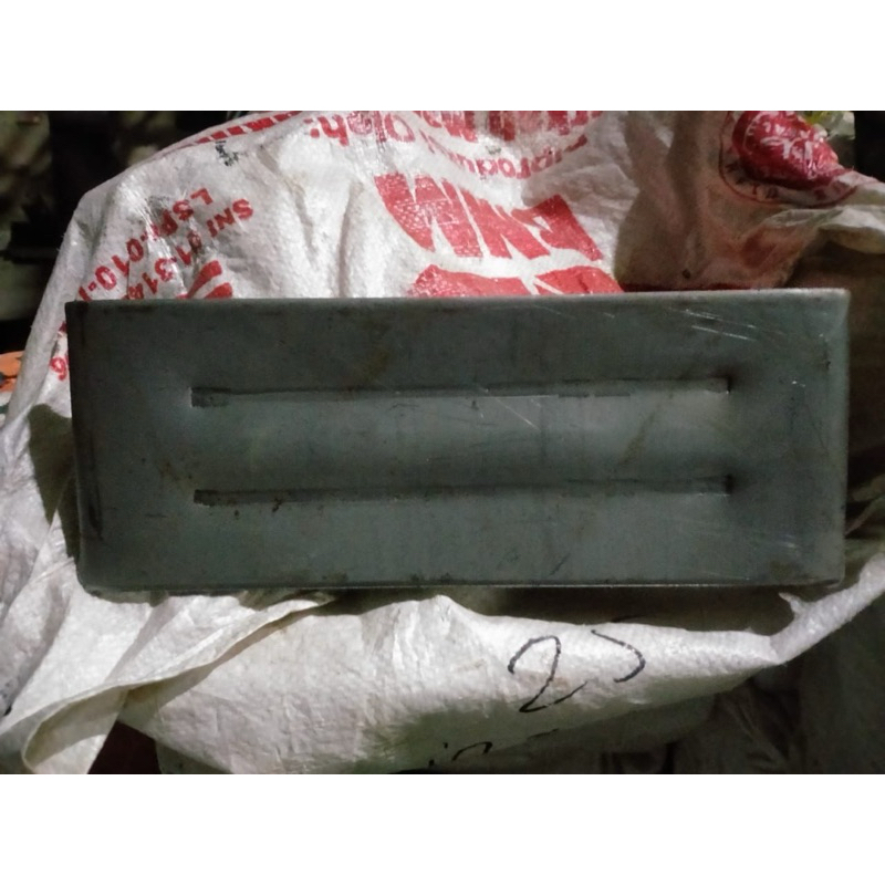 Jual Daun roda traktor ukuran 10x27cm Tebal 4mili | Shopee Indonesia