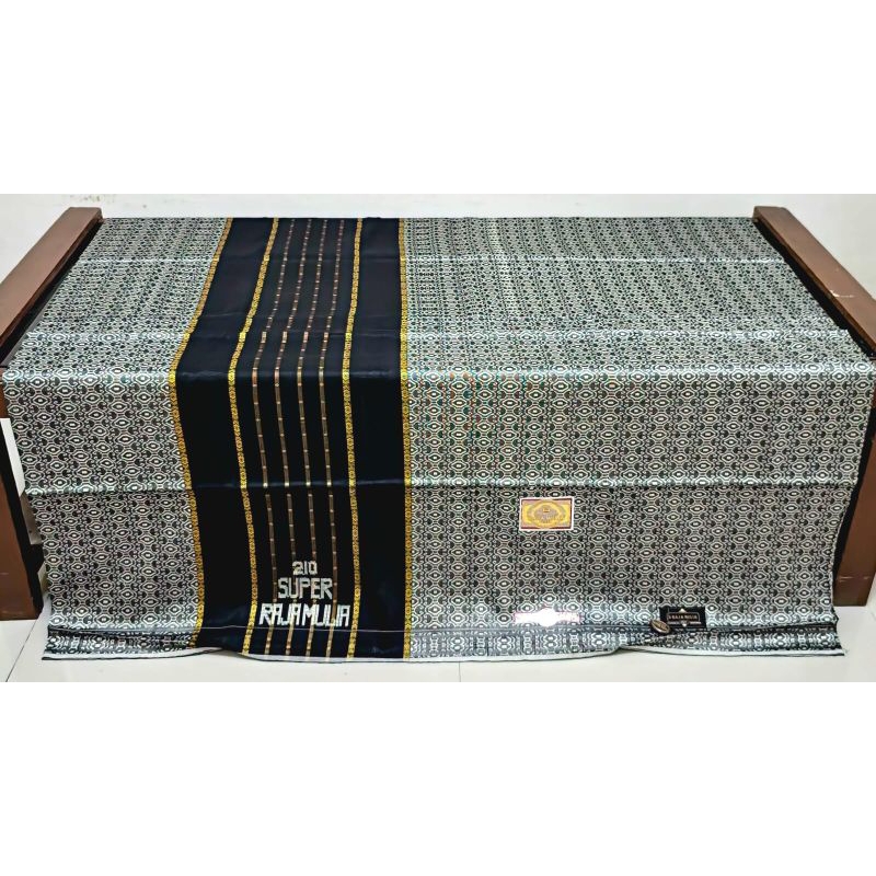 Jual Sarung Shultan Super Raja Mulia 210 full sutera Premium kwalitas ...