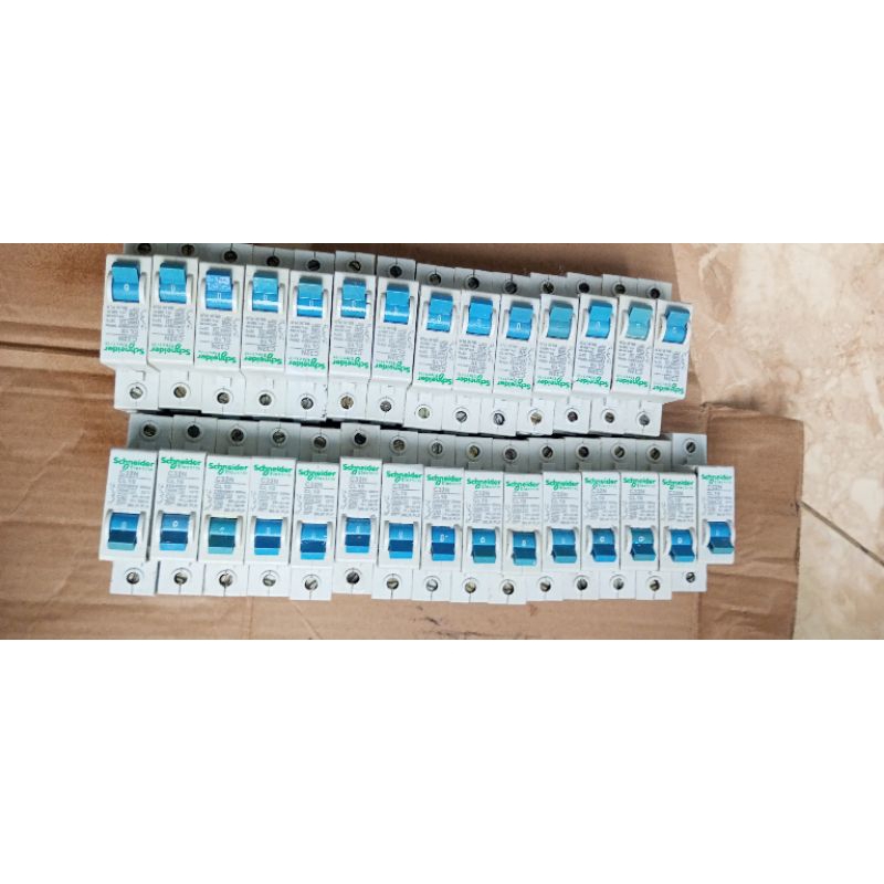 Jual MCB Schneider pln 1p 2a murah sisa proyek | Shopee Indonesia