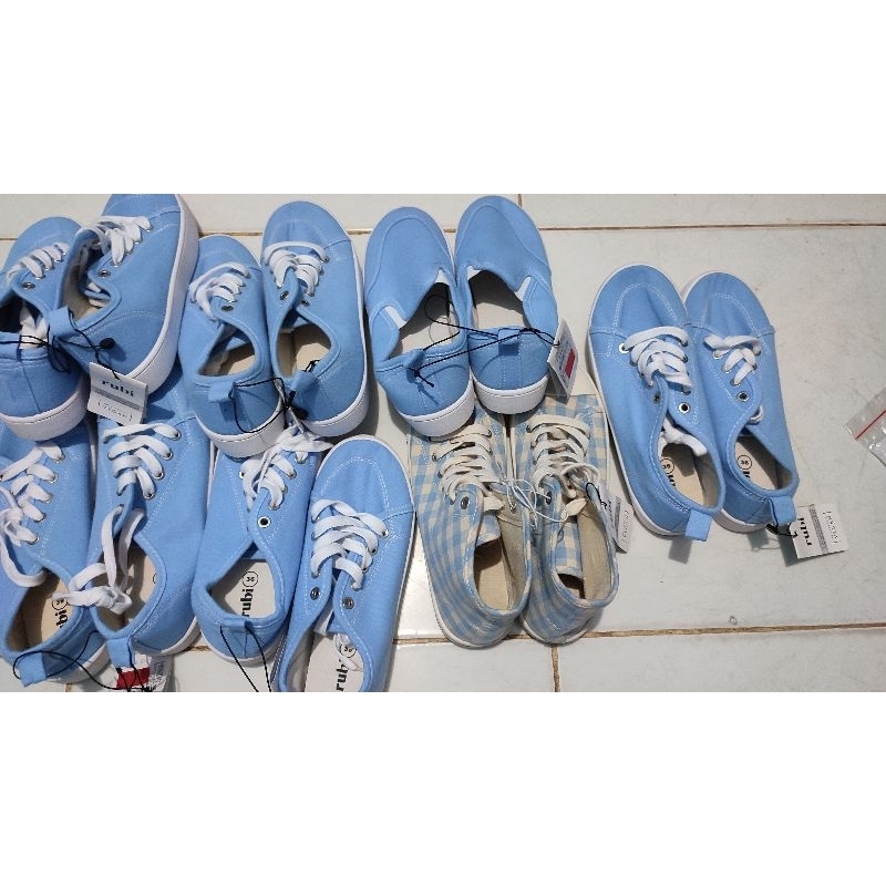 Jual Rubi 2 Sepatu (Booked) | Shopee Indonesia