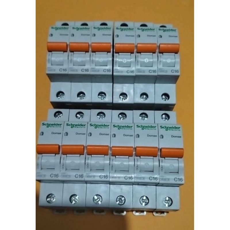 Jual Mcb Domae 1pas 2A 4A 6A 10A 16A 20A 25A 32A 40A 50A 63A Schneider ORIGINAL | Shopee Indonesia