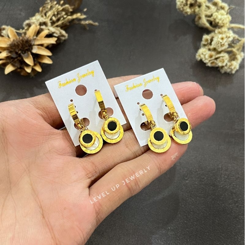 Jual Anting Wanita Bulat Permata Hitam Putih | Bahan Original Stainless ...
