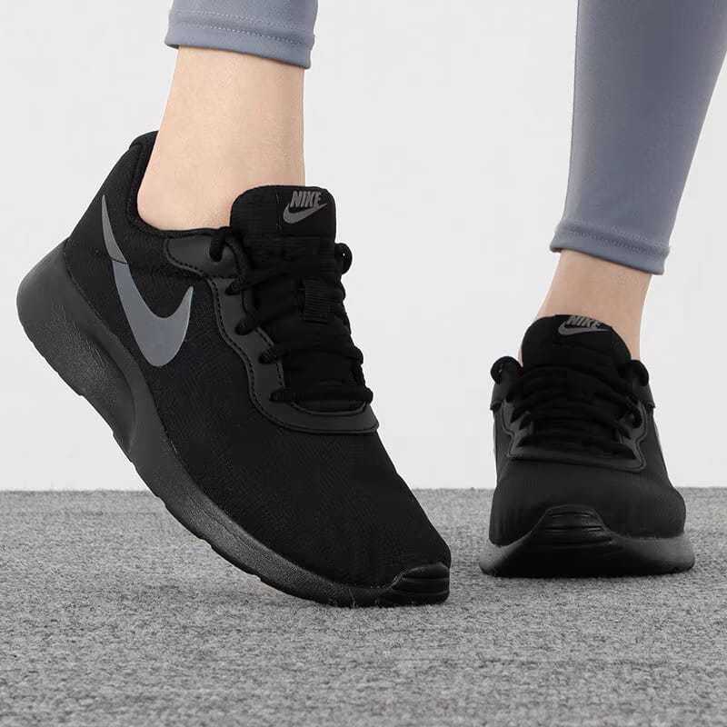 Jual SEPATU SEKOLAH HITAM POLOS NIKE ZOOM PRIA WANITA MODEL TERBARU ...