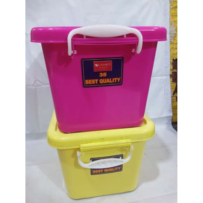 Jual Box container merk gajah ukuran 35 liter warna 45 x 31 x 28 cm ...