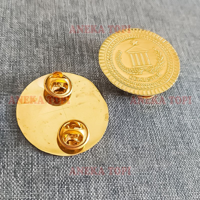 Jual Pin Bros Logo Demustar Pin Dewan Musyawarah Taruna Lencana ...