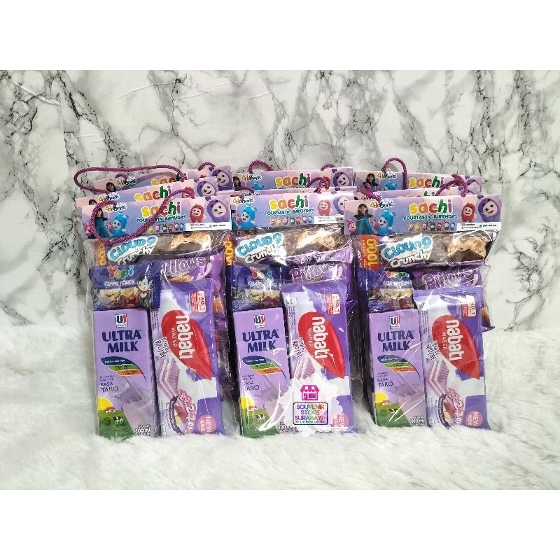 Jual Paket Ultra TARO ungu ||Paket Ulang Tahun Snack Serba Ungu ...