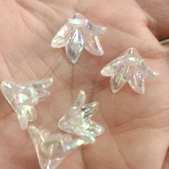 Jual Manik 1,5cm corong bunga putih bening ab isi 1 pon | Shopee Indonesia