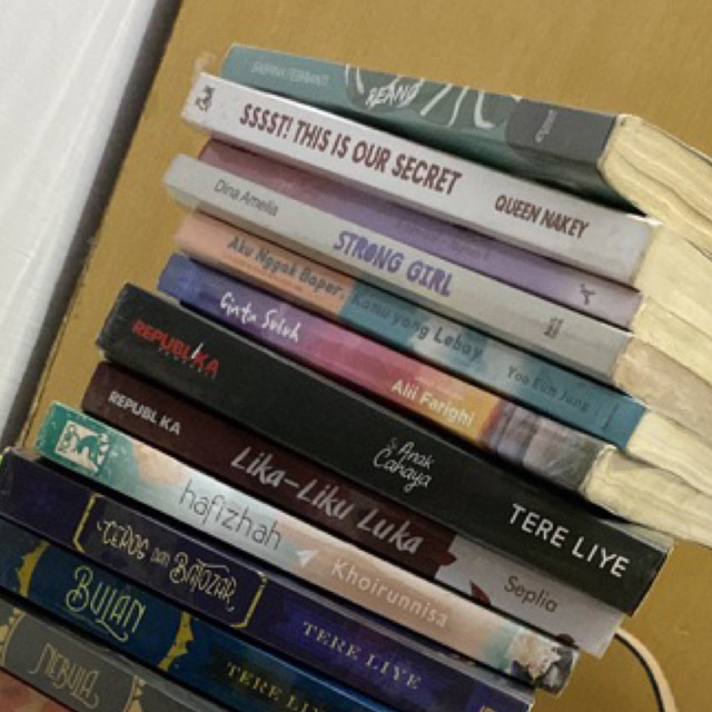 Jual PRELOVED Buku Novel Adaptasi Wattpad (Reano, Alaia, Ipa&Ips, dll ...