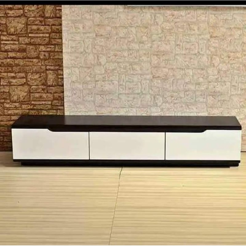 Jual meja tv bahan multiplek 15 mili finising HPL kombinasi hitam putih ...