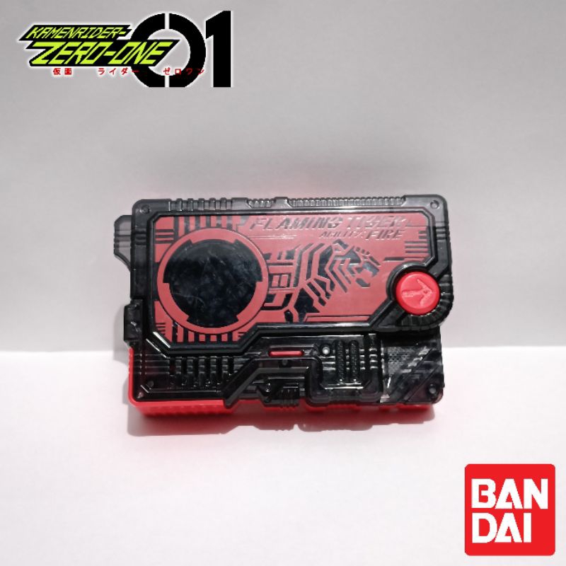 Jual DX Flaming Tiger Progrise Key Loose Kamen Rider Zero One | Shopee ...