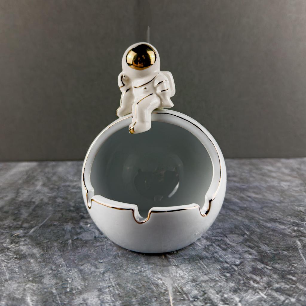 Jual Aesthetic Astronaut Ashtray | Asbak Keramik Aesthetic Astronot ...