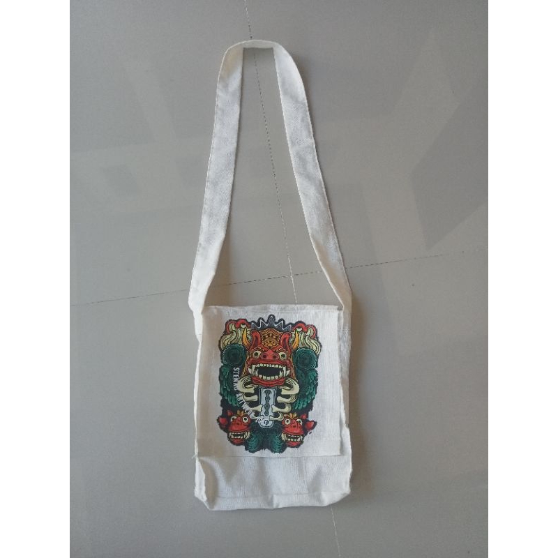 Jual "SLING BAG ART BALI " tas selempang art bali kain blacu sablon dtf ...