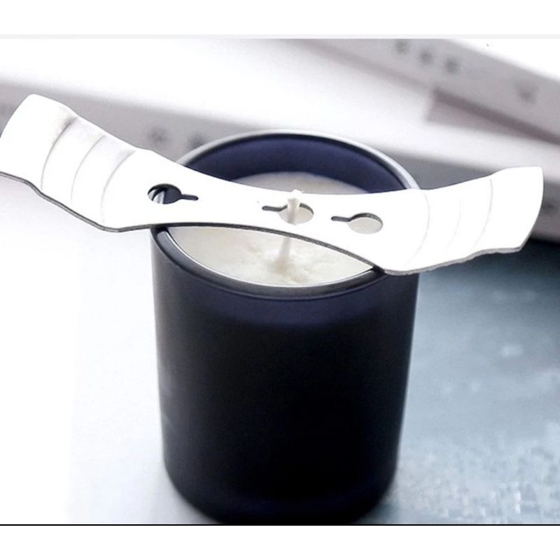 Jual CANDLE WICK HOLDER METAL BESI PENAHAN SUMBU LILIN | Shopee Indonesia