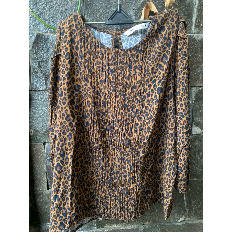 Jual baju second brand | Shopee Indonesia