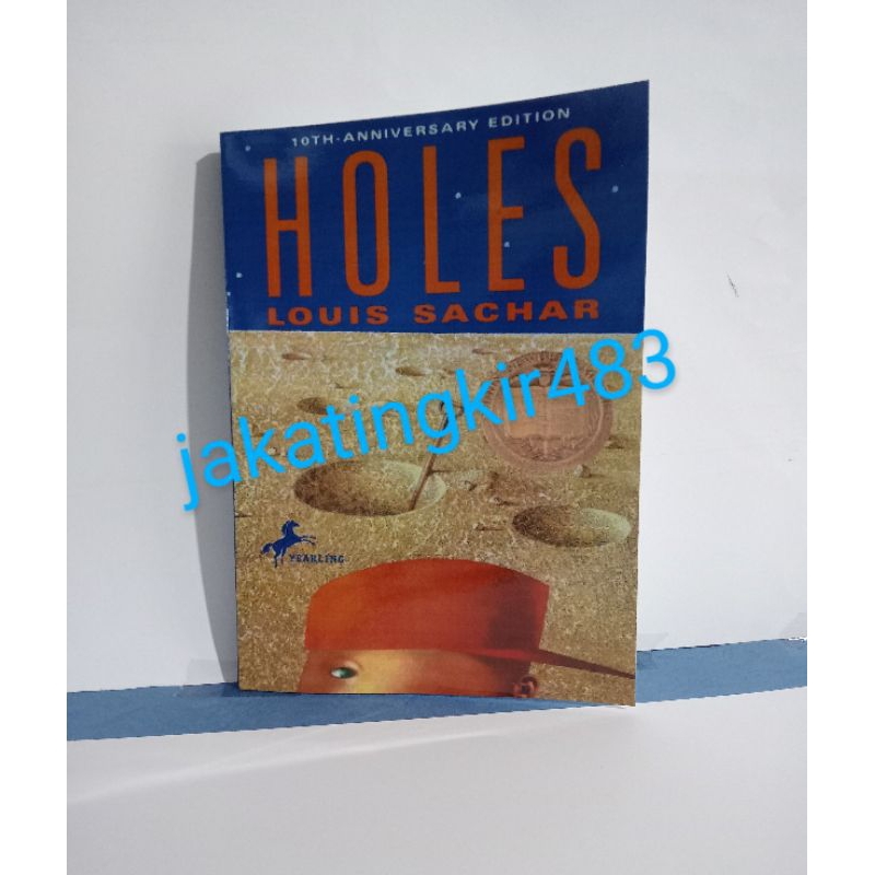 Jual Holes by Louis Sachar | Shopee Indonesia