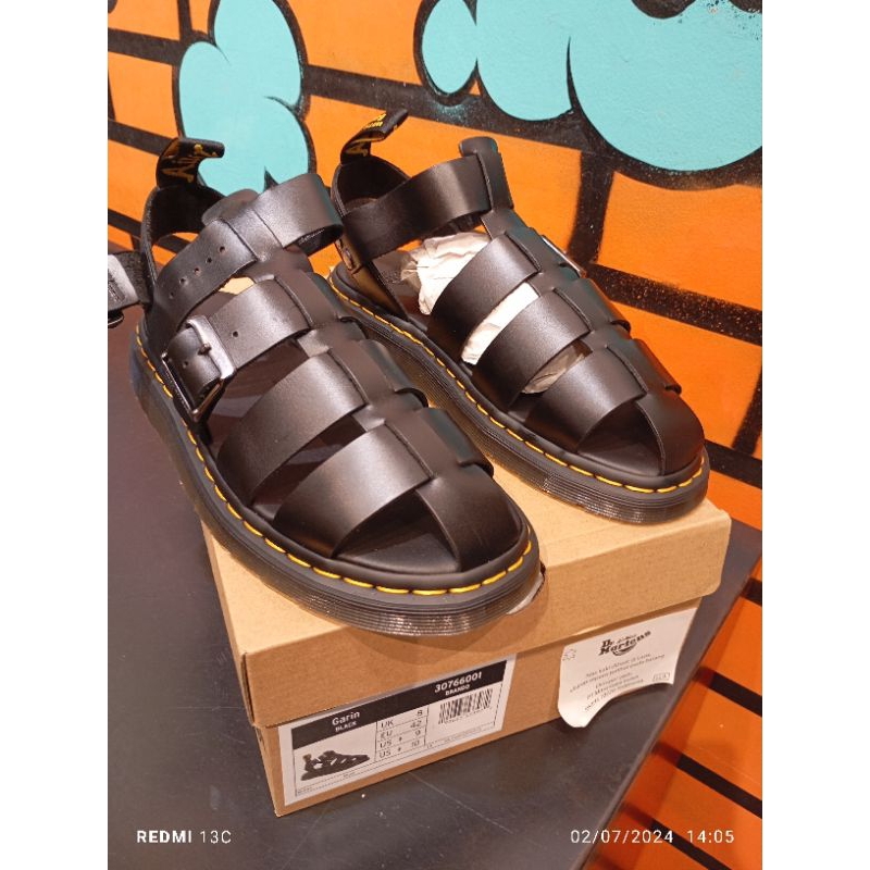 Jual SANDAL DOCMART DR MARTENS GARIN BRANDO BLACK NEW ORIGINAL | Shopee ...
