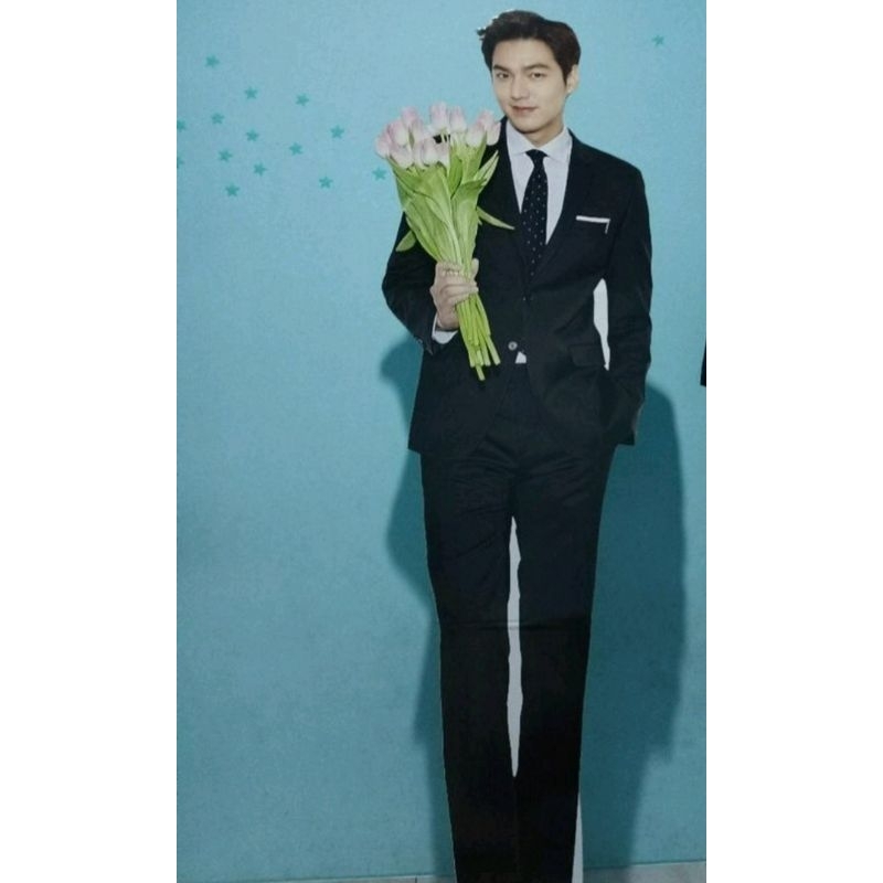 Jual standee kpop real size/human standee real size | Shopee Indonesia