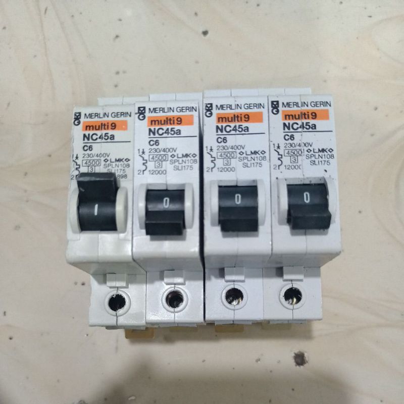 Jual MCB merlin gerin 1phase | Shopee Indonesia