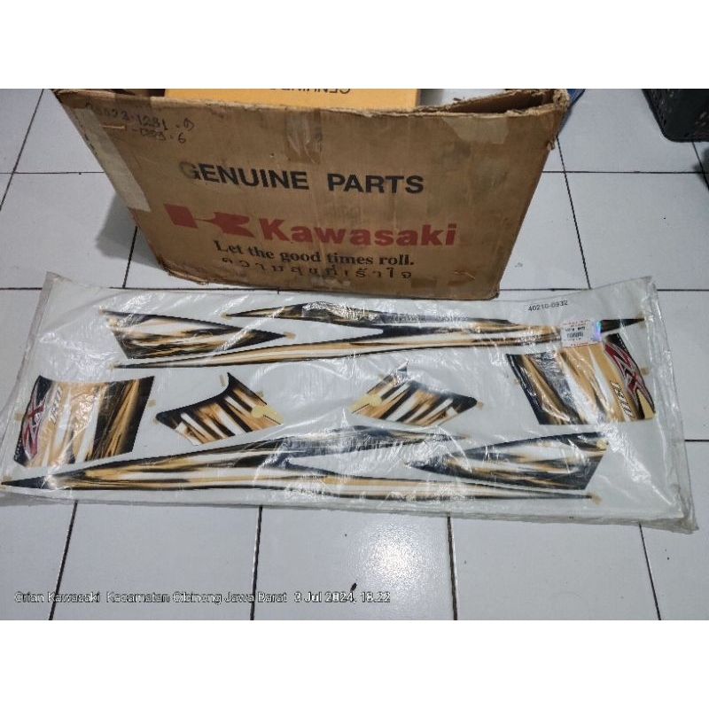 Jual striping kawasaki zx130 kuning-hitam original | Shopee Indonesia