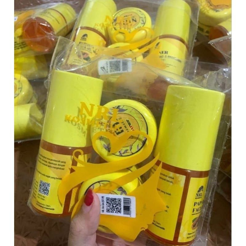 Jual Paket cream Nrl terbaru BRR Cream nrl glowinh flek acne | Shopee ...