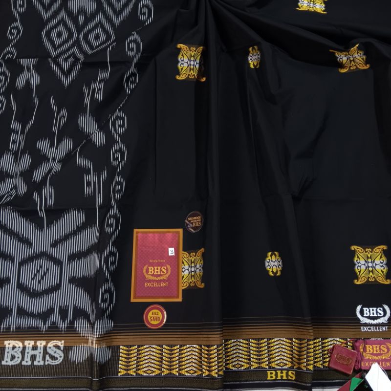 Jual SARUNG BHS EXCELLENT GOLD SELVEDGE E52 SMB 3 HITAM SONGKET ...