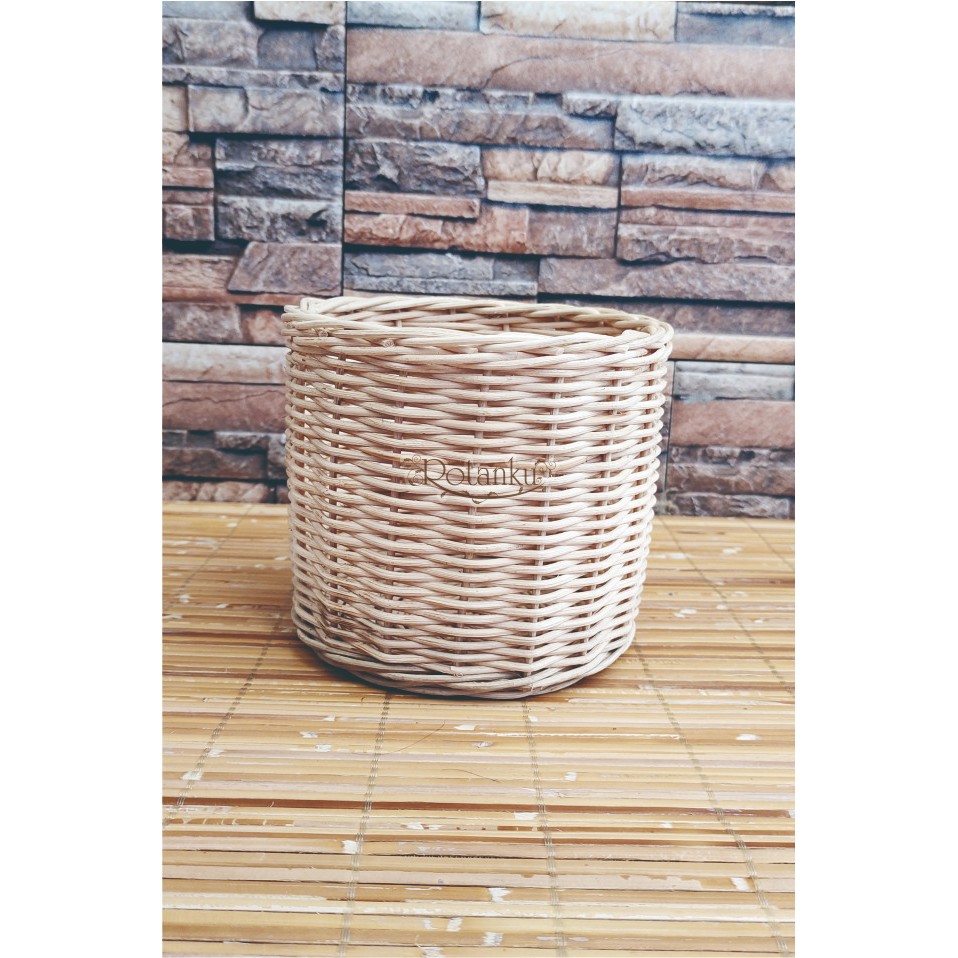 Jual Keranjang Rotan Bulat Tabung Pot Bunga Diameter 15cm Tinggi 13cm ...