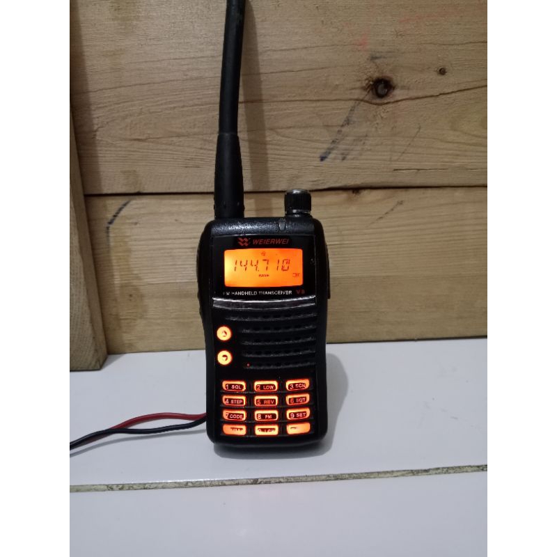 Jual HT WERWEI VEV-V8 VHF SECOND | Shopee Indonesia