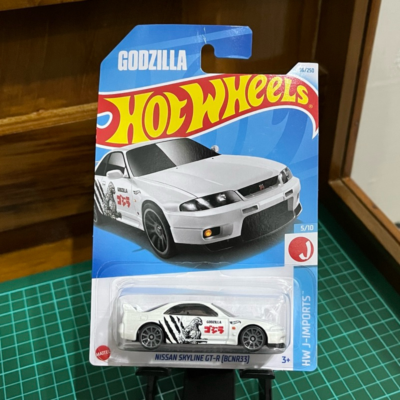 Jual Hotwheels Nissan Skyline GTR R33 Godzilla Japan Card | Shopee ...