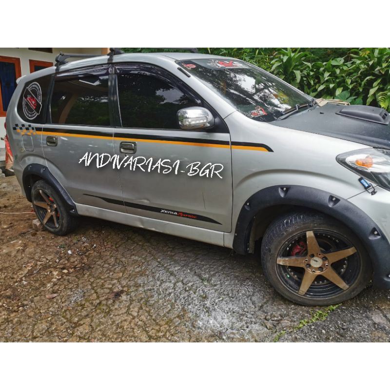 Jual Over fender Avanza Xenia lama model baut variasi | Shopee Indonesia