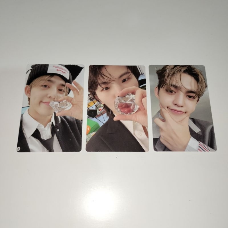 Jual photocard pc seventeen svt best album 17 right here versi hear ...