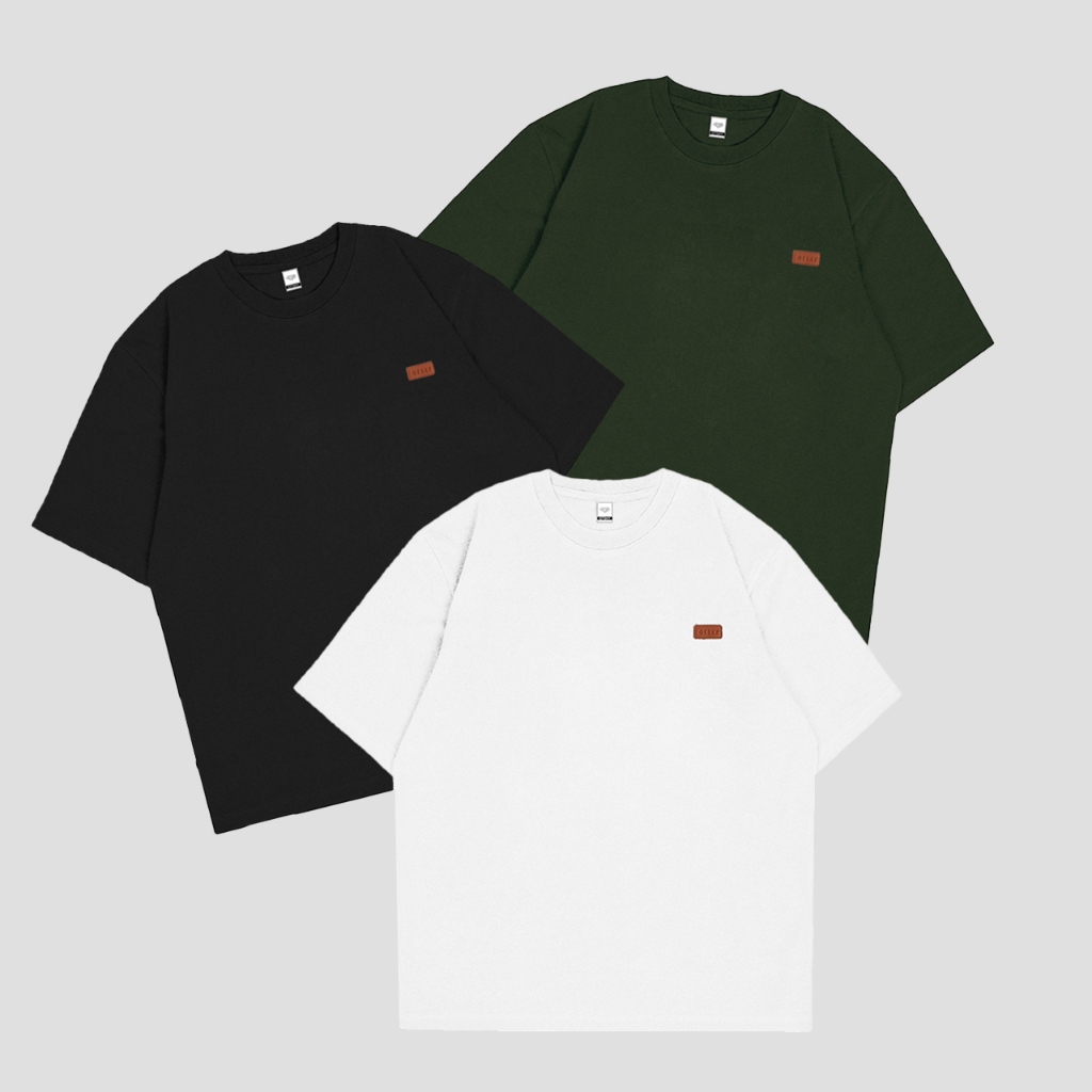 Jual Otsky Kaos Pria Small Patch Leather Cotton 24s (N) | Shopee Indonesia