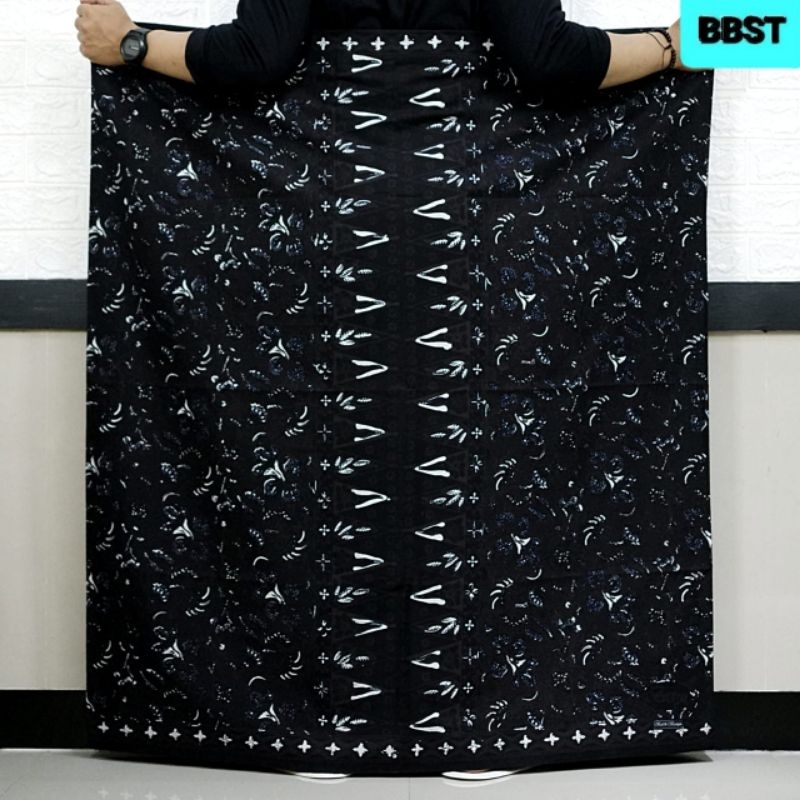 Jual SARUNG BATIK SEMITULIS // BATIK CAP PEKALONGAN // SARUNG BATIK ADAMS SOGOSOGAN // SARUNG ...