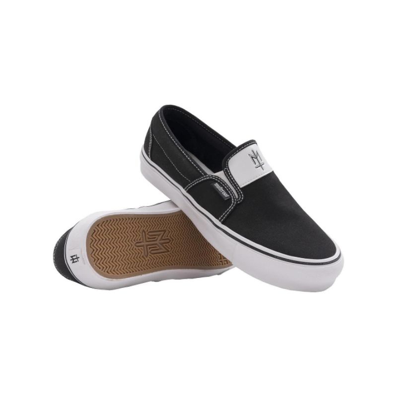 Jual Sepatu Maternal CRUST 2 BW | Shopee Indonesia